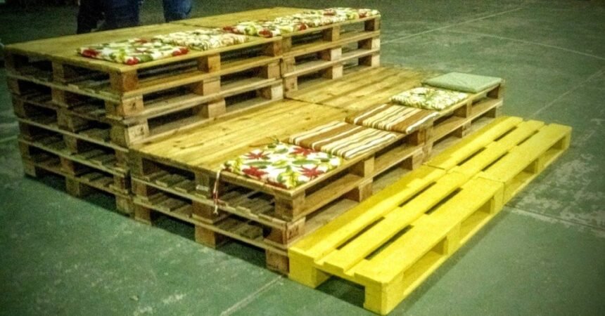 Arquibancada de Pallet (12 Pallets) - Casa com Pallet