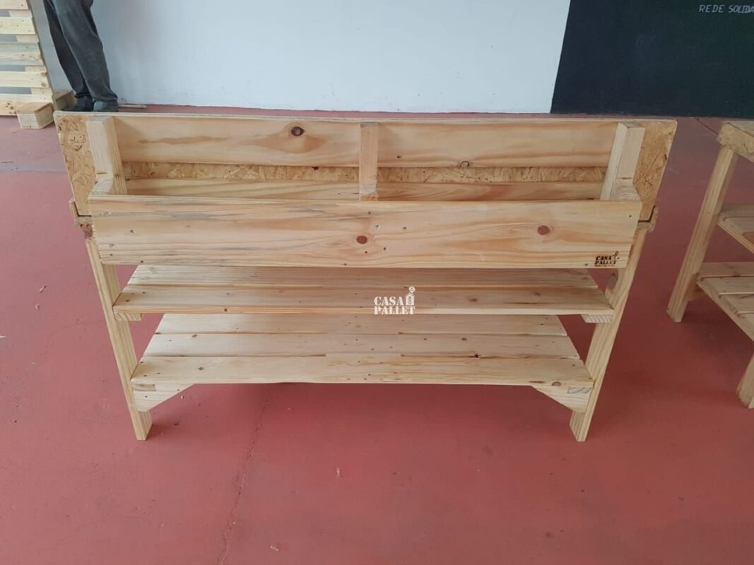 Expositor de Feira - Casa com Pallet